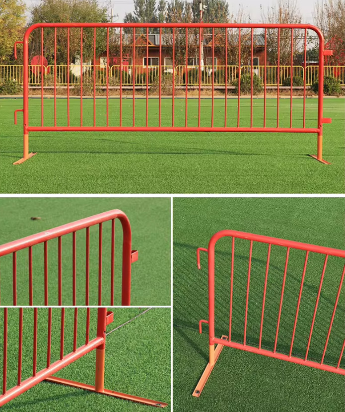 Barrières de contrôle des foules orange enduites de poudre avec pieds ...